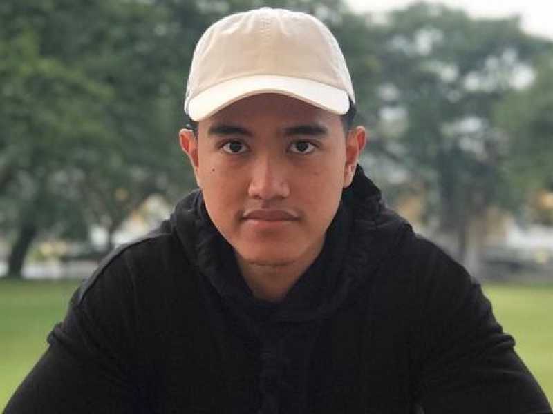 Usai Kenakan Kaus Prabowo Hingga PSI, Kasang Kini Pakai Kaus Ganjar Pranowo