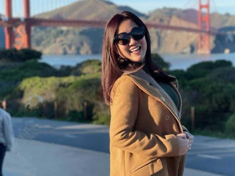 Selebgram Tante Ernie Cerai dengan Suaminya: Transfer Rp72 Juta ke Wanita Lain