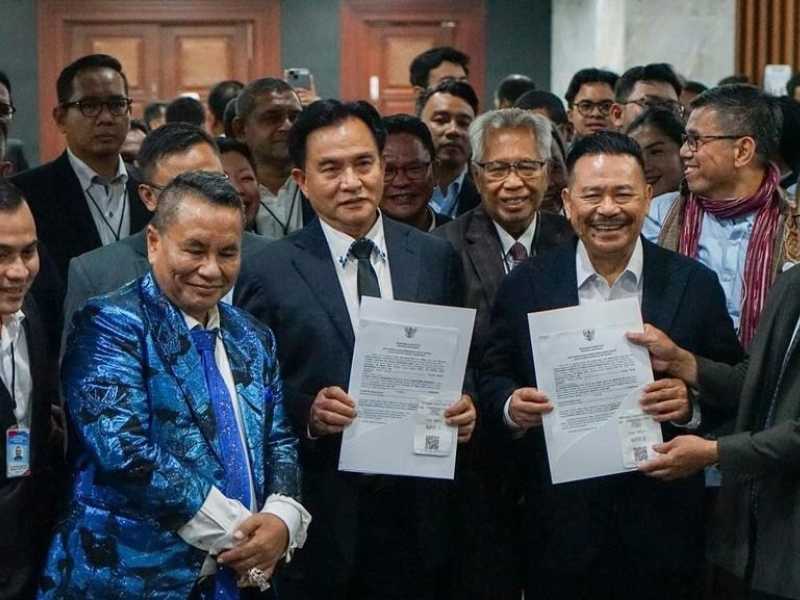 Deretan Pengacara yang Bela Prabowo-Gibran: Yusril, Hotman, Hingga OC ...