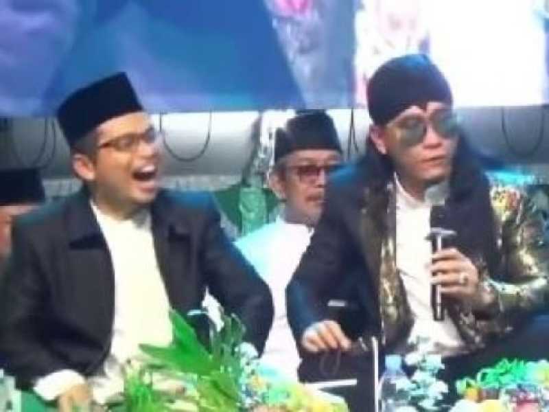 Ini Sosok KH Usman Ali, Pria yang Tertawa Paling Keras Saat Gus Miftah Hina Tukang Es