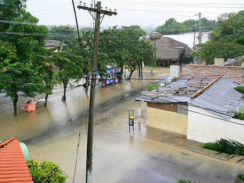 Hujan Sejak Malam, 5 RT dan 3 Ruas Jalan di Jakarta Terendam Banjir Hingga 40 Cm