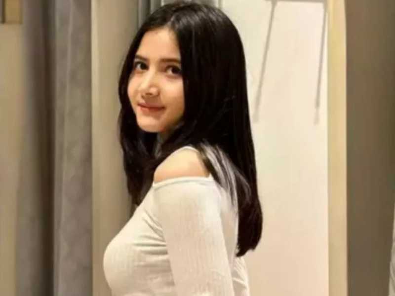 Video Syur 1 Menit 14 Detik Beredar, Ini Kata TikToker Bulan Sutena